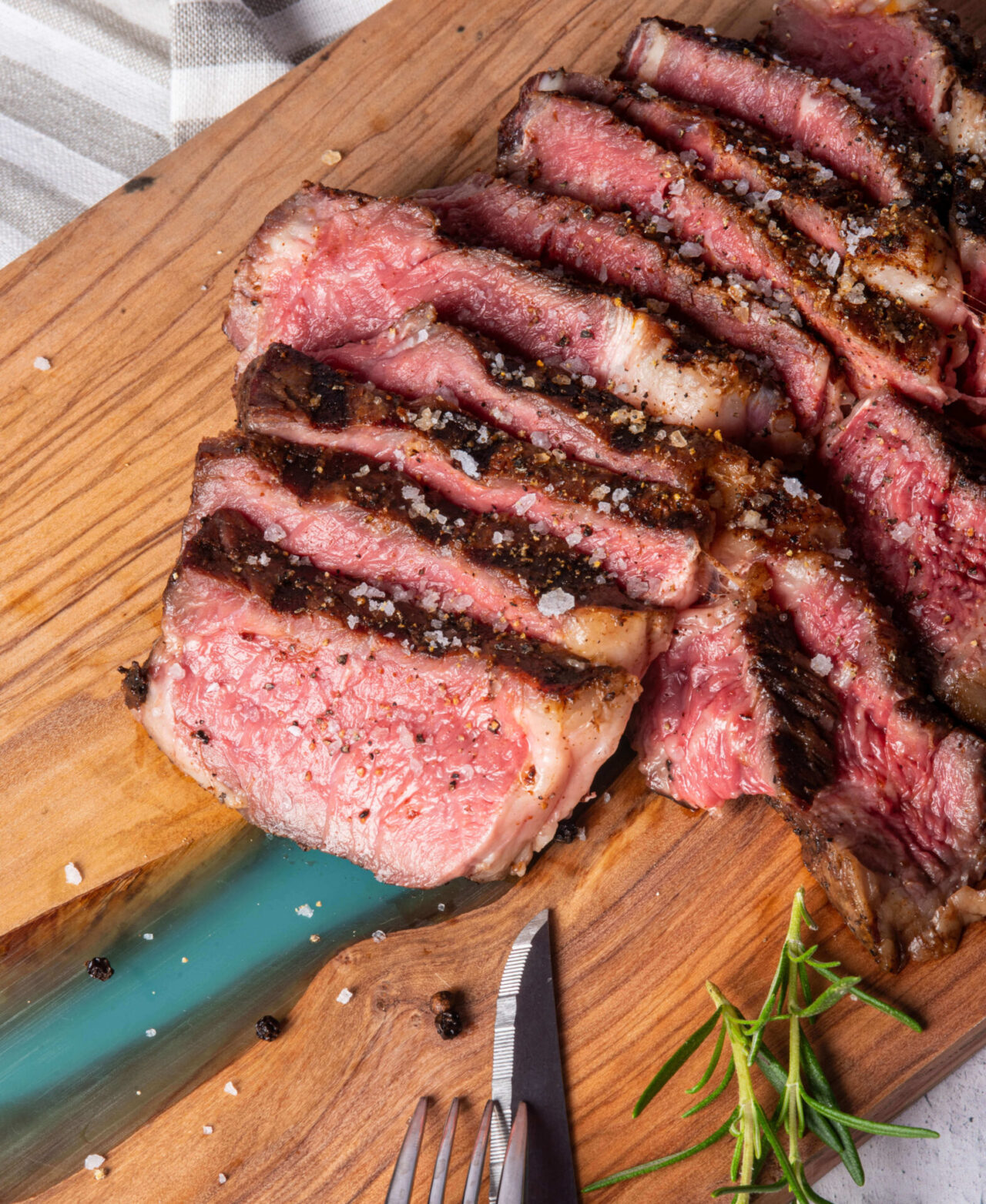 Complete Guide to Cooking Steak with Cast Iron Skillet | GrillGirl
